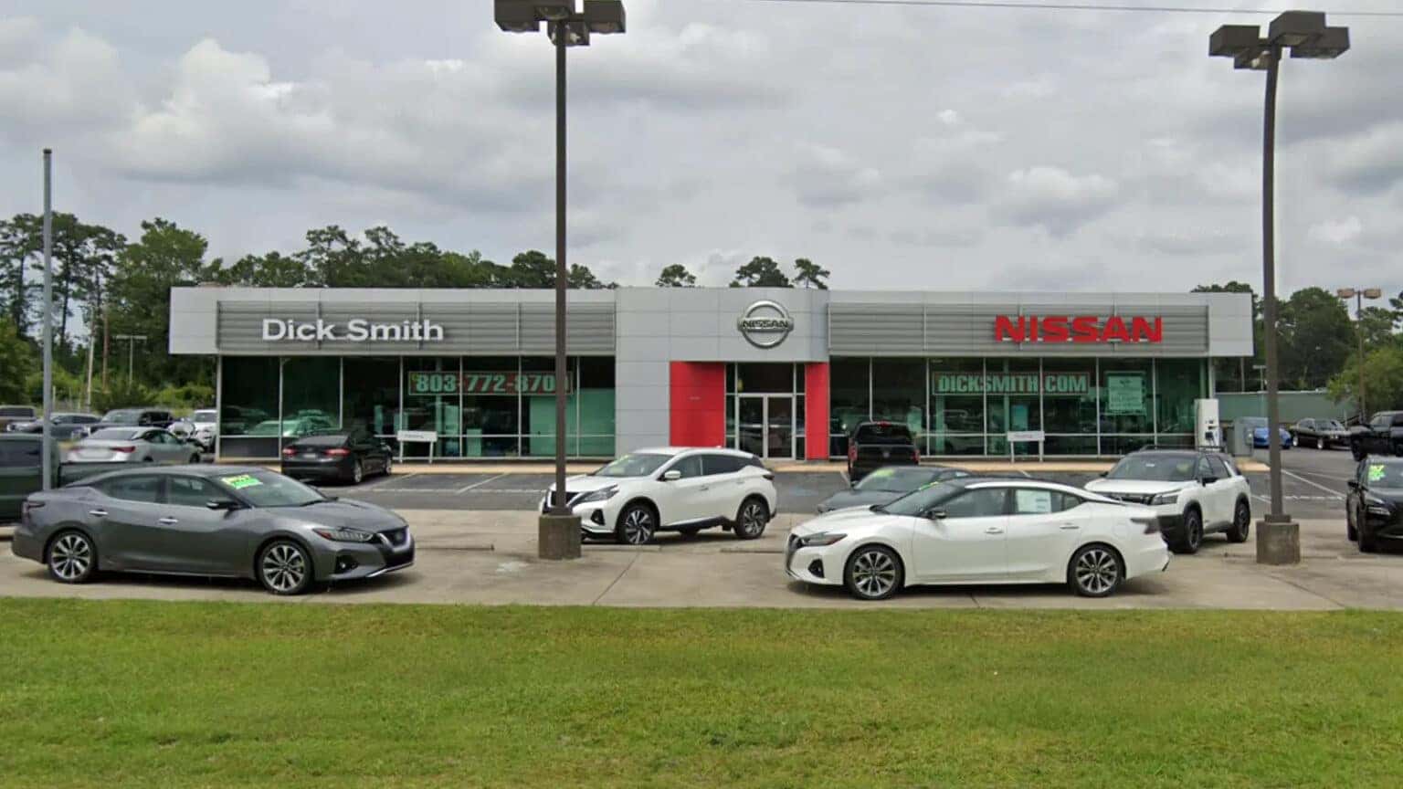 Auto Service Department | Dick Smith Automotive