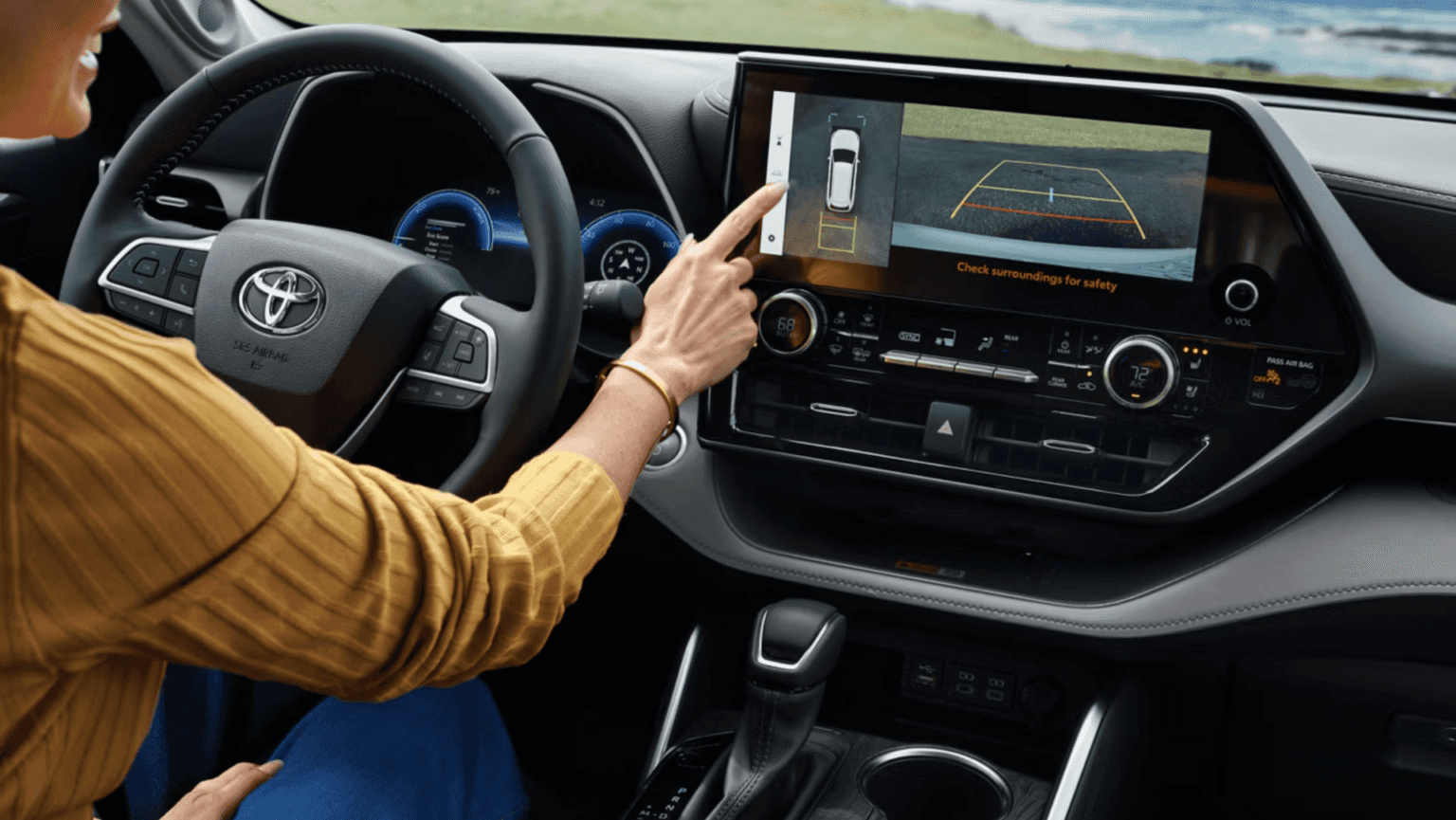 2026 Toyota Highlander Near Me | Houston, TX | Fred Haas Toyota Country