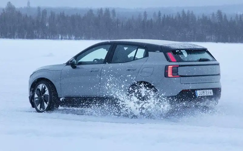 Essential Volvo Winter Preparation Checklist | Germain Volvo Cars