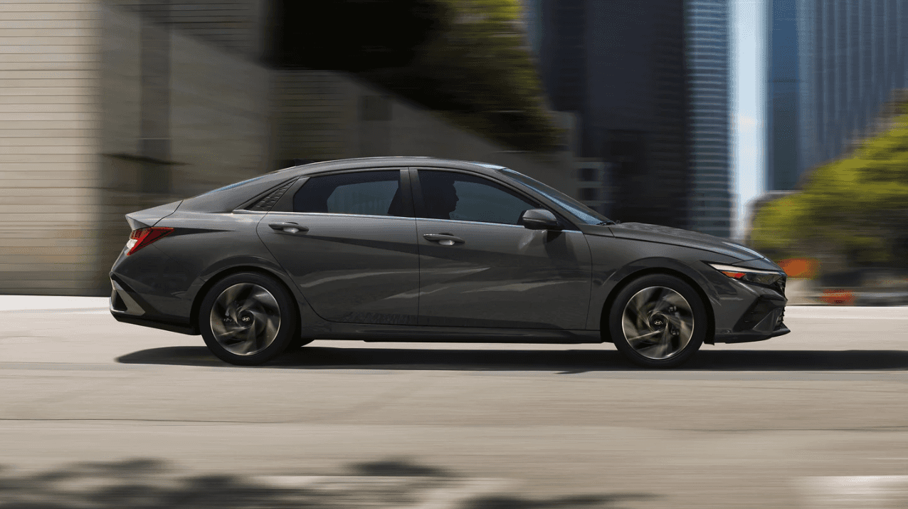 2026 Hyundai Elantra Hybrid Trim Comparison | New Oxford PA^