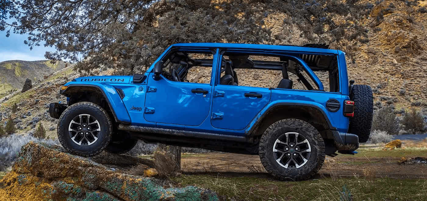 Which Off-Road Ride is Best? | Helfman Jeep Dealership