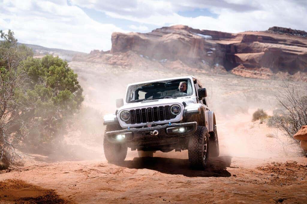 Test Drive Jeep Hybrid Models in Houston, TX Today | Helfman Dodge ...