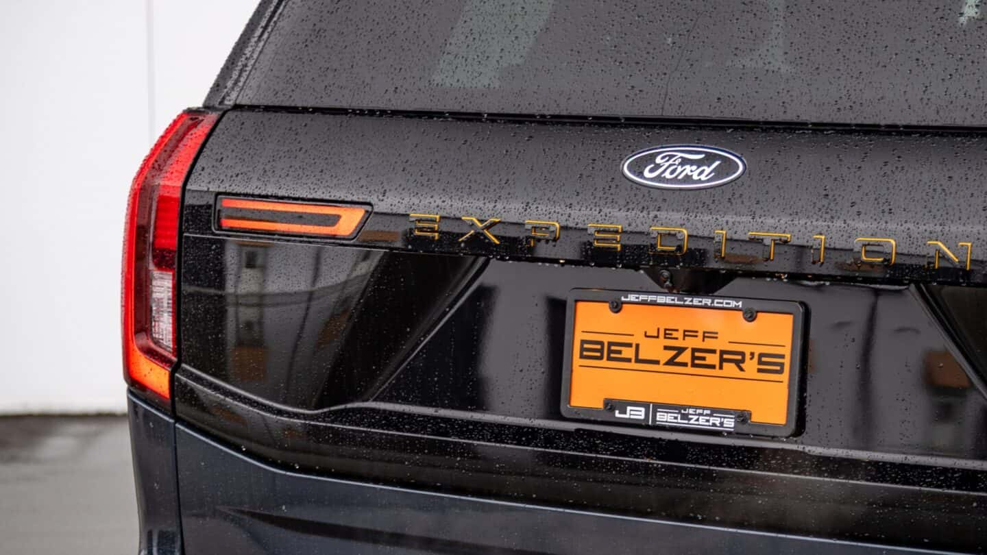 All-New Split Tailgate on the 2025 Ford Expedition | Jeff Belzer's Auto ...