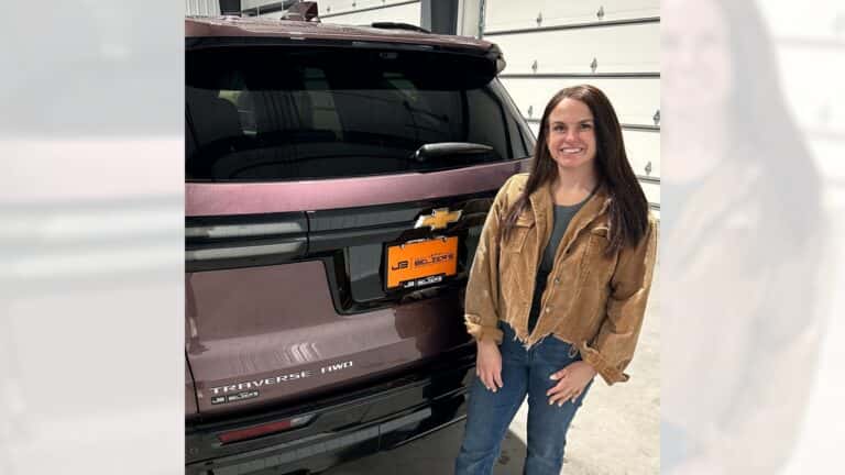 How to Use the AutoSense Liftgate on Your Chevrolet | Jeff Belzer's ...