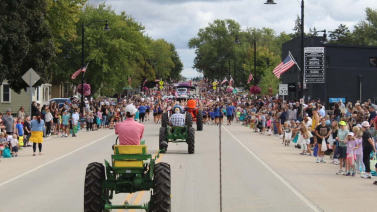 Dožínky Festival: Belzer's Takes on The Parade of Farm Pride | Jeff ...
