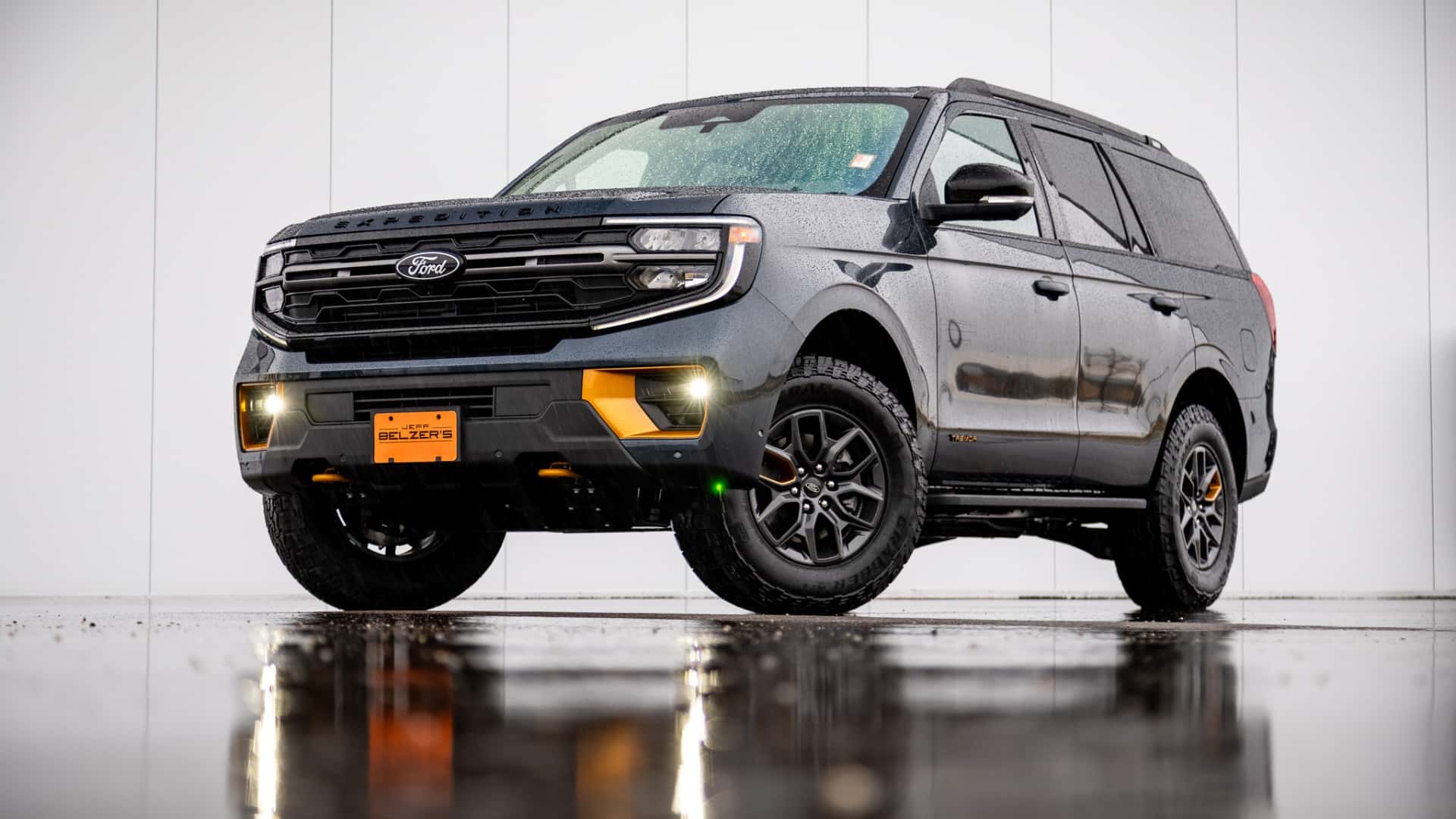 Ford Expedition Car Seat Tilt | Jeff Belzer's Auto Group