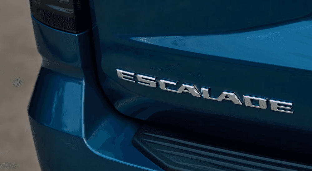 2026 Cadillac Escalade vs 2026 Lincoln Navigator | Luxury SUVs