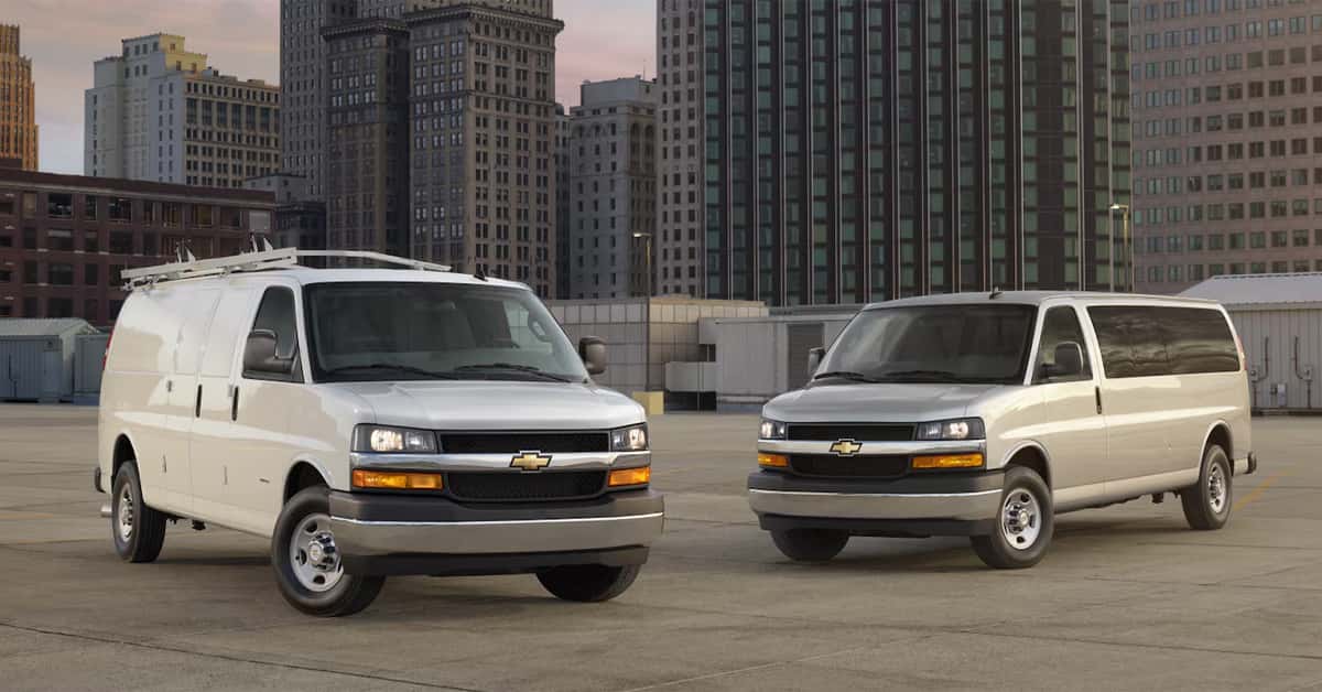 Chevy Express Cargo 2500 vs 3500: What's the Difference? [2026]