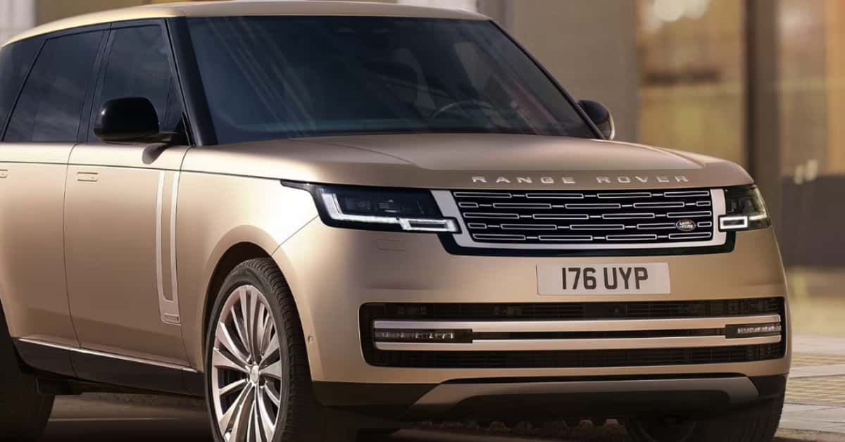 Range Rover SE vs Range Rover SV Black [2026 Guide]