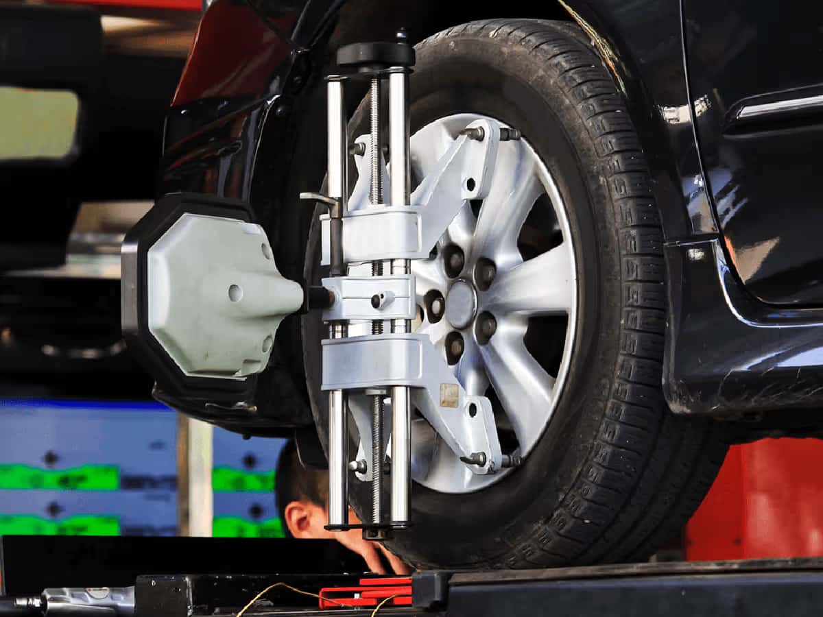 Wheel Alignment Service | Lou Fusz Kia