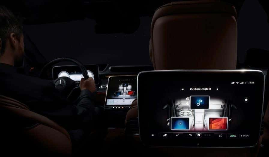 Mercedes-Benz Tech Explained: MBUX, Voice Control, and Smart Features ...