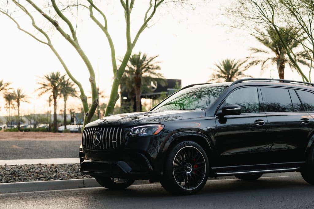 2026 Mercedes-Benz GLS vs 2026 BMW X7: Which Full-Size Luxury SUV Wins | Mercedes-Benz of Gilbert