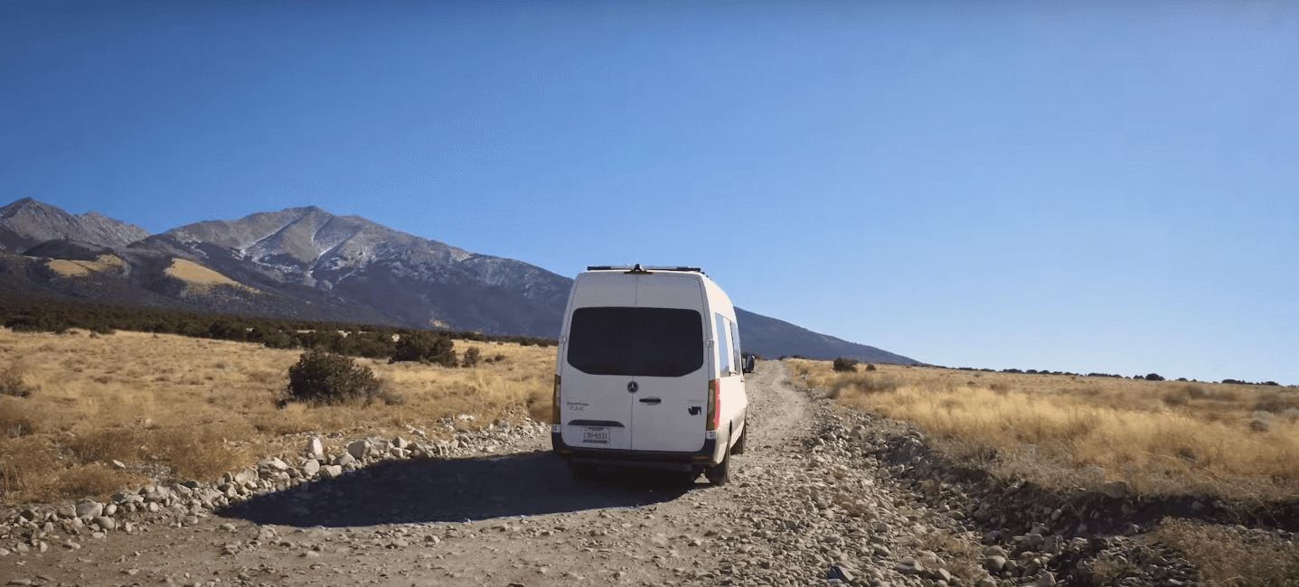 Difference Between the Sprinter Cargo Van & Crew Van | Selma