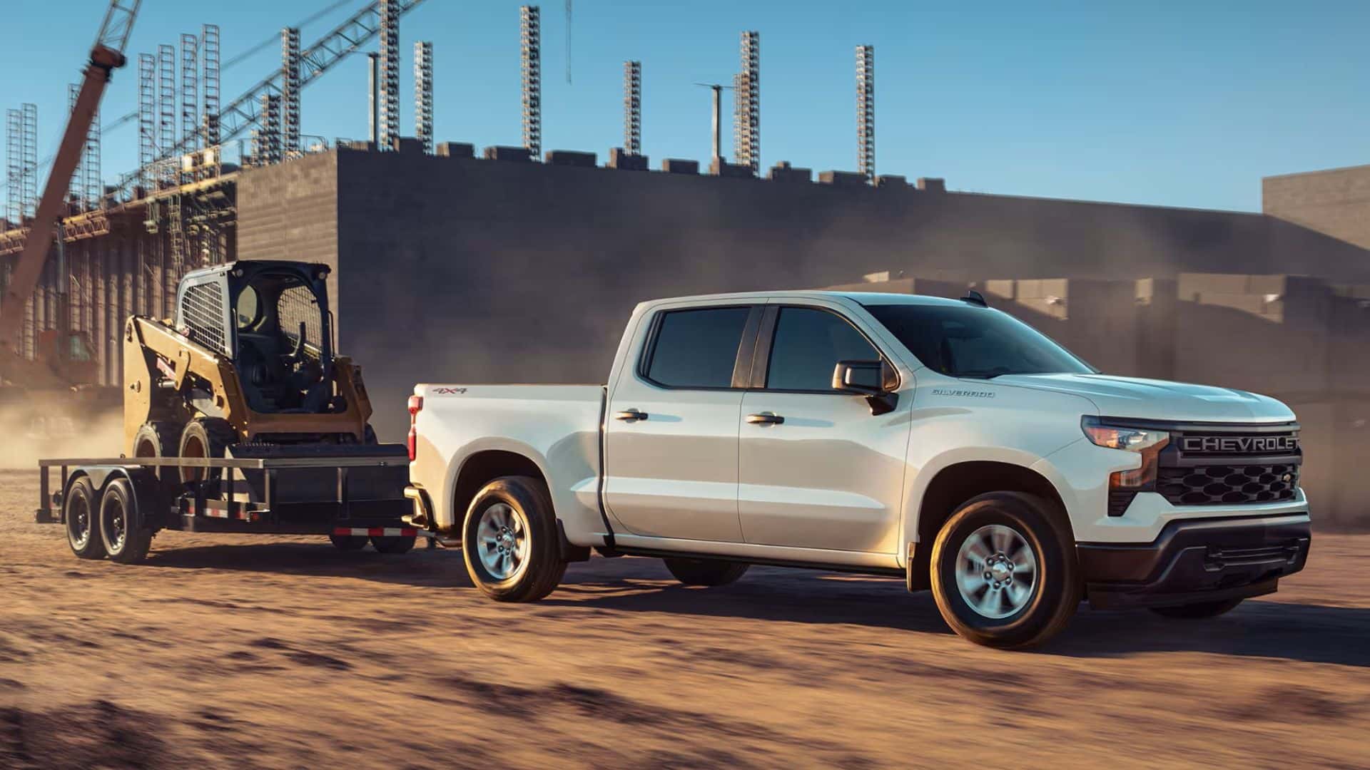 Chevy Silverado 2500 Towing Capacity: How Much Can You Haul? | Molle ...