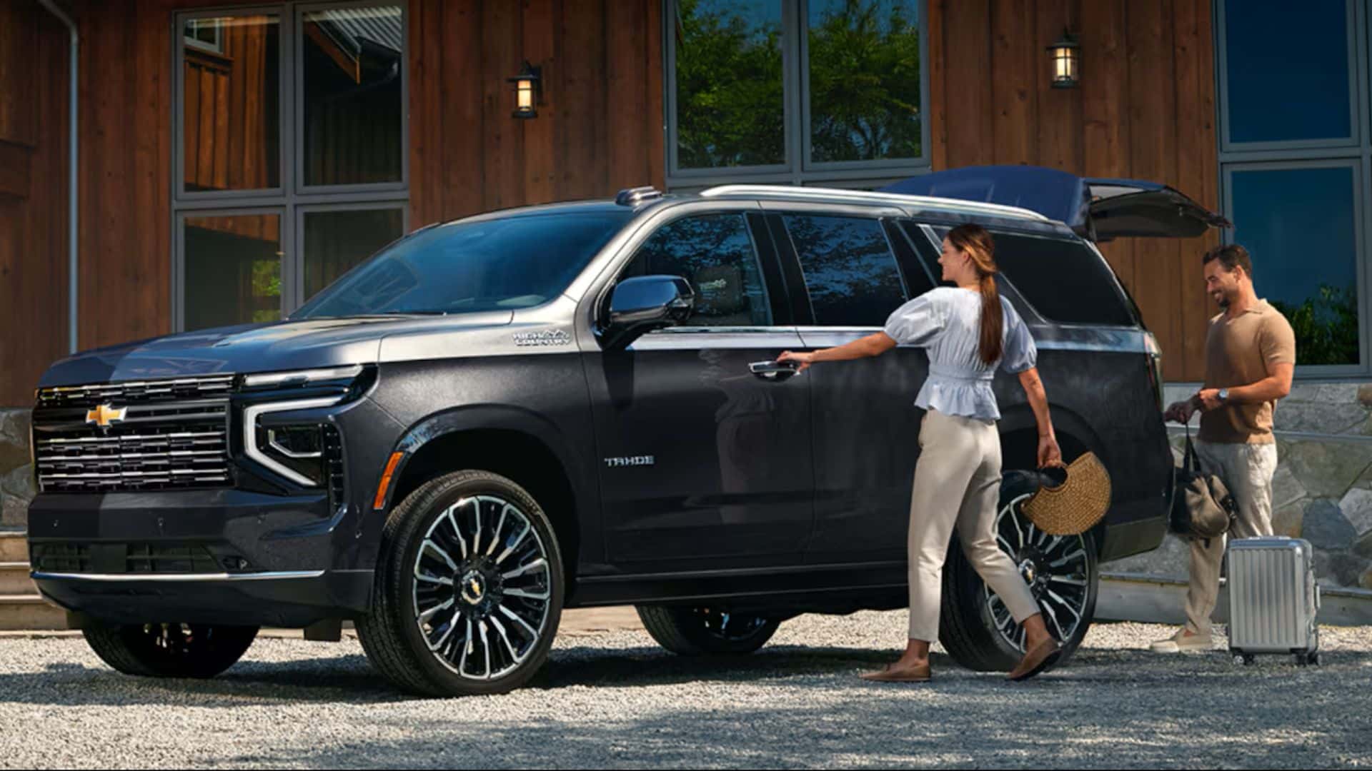 Explore the 2026 Chevy Tahoe Updates | Molle Chevrolet