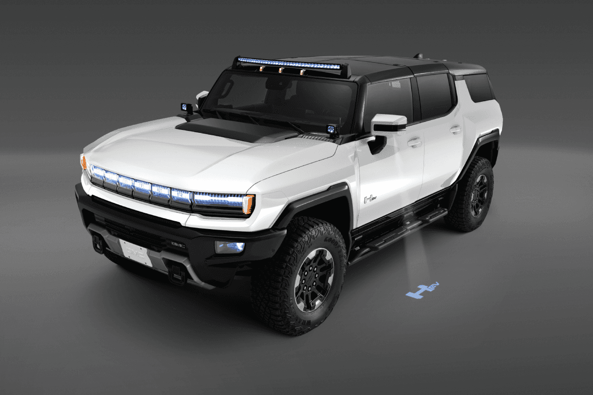 NEW GMC TRUCKS AND SUVS | Robertsons GMC