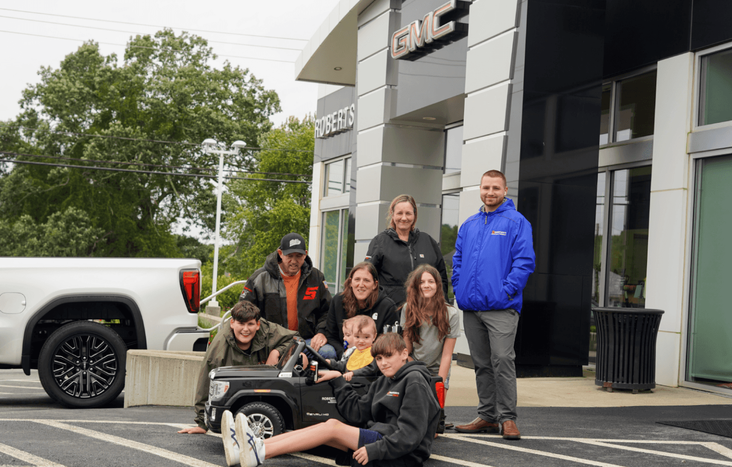 Winners of the Welcome Jasper Electric Truck | Robertsons GMC