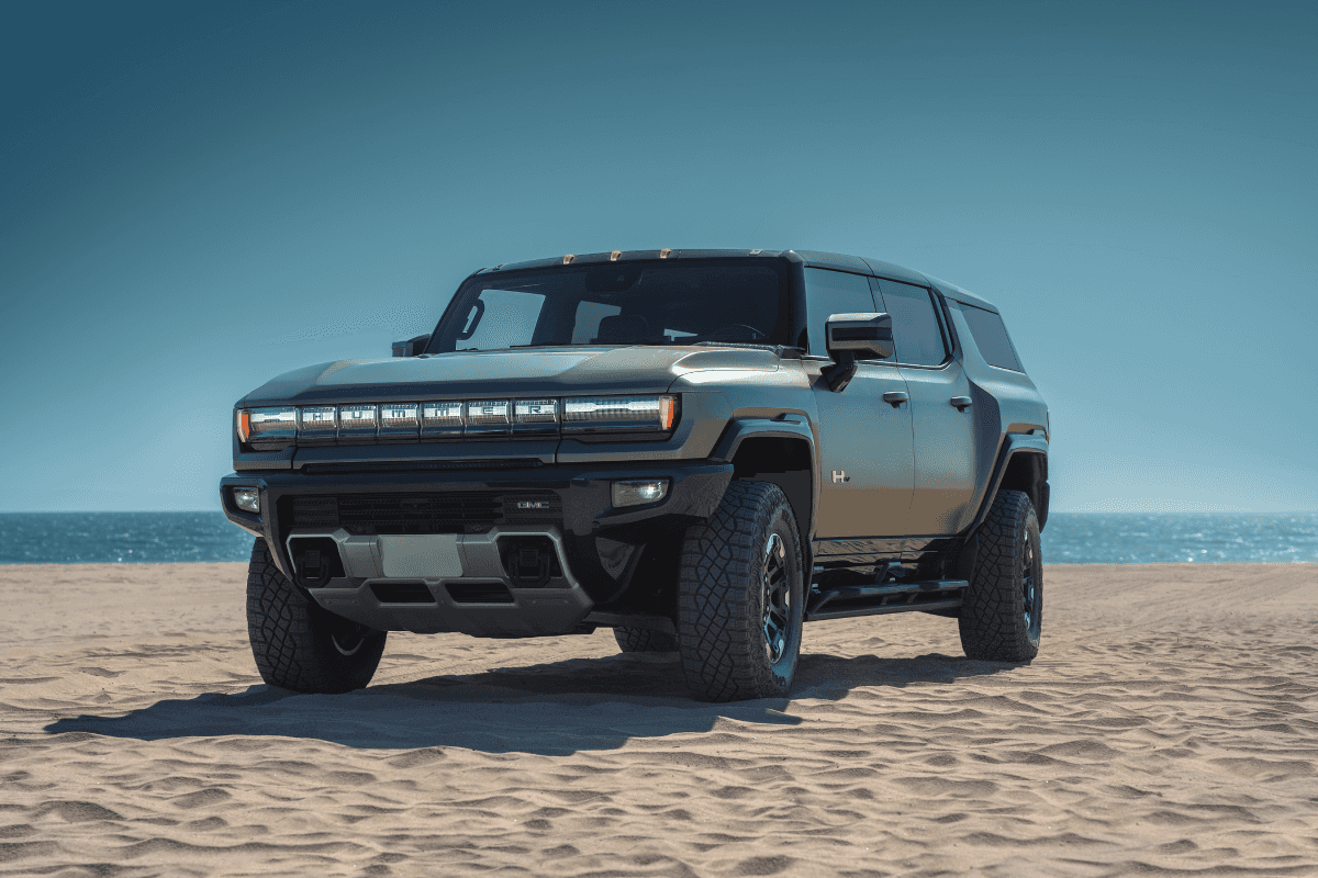 Considering a Jeep Wrangler 4xe? Think Again. The 2025 GMC Hummer EV ...