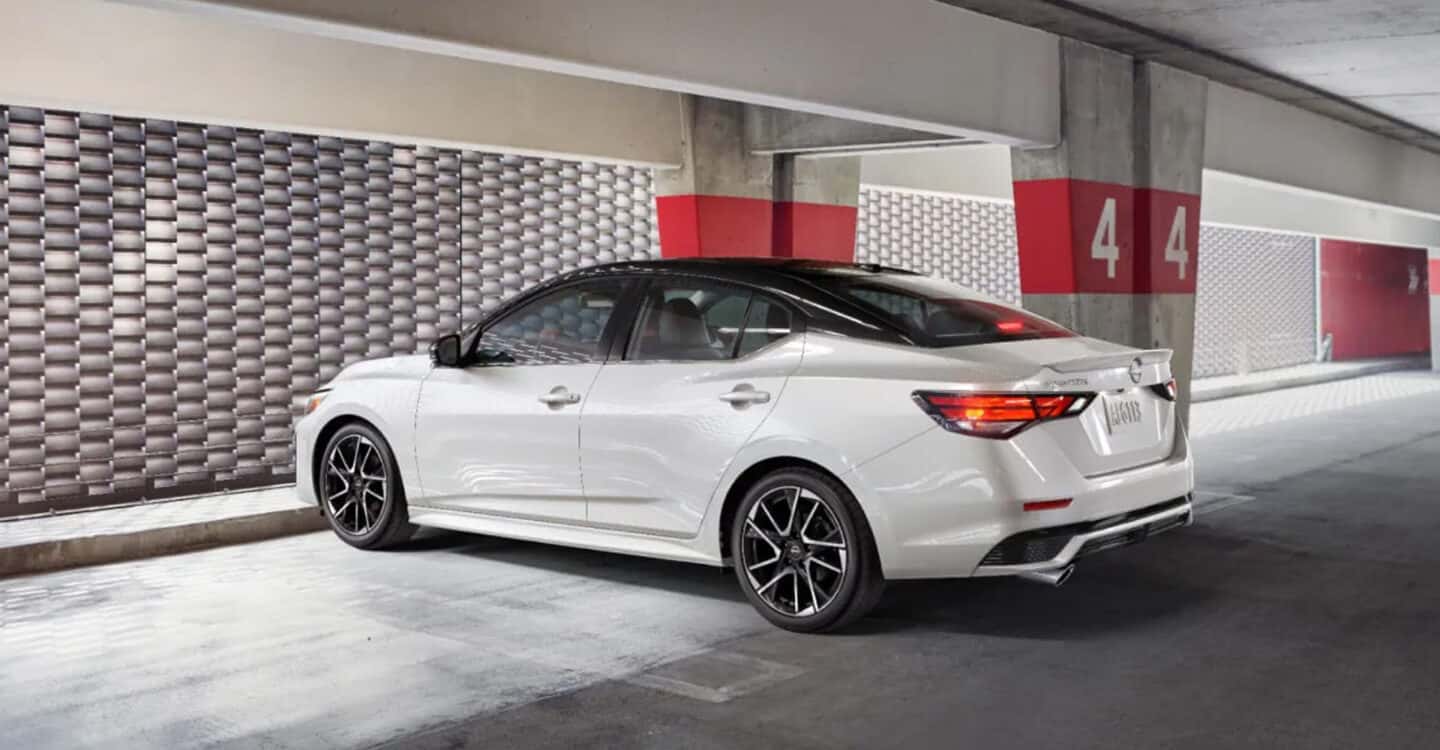 2025 Nissan Sentra vs Honda Civic | Sierra Nissan of Duarte