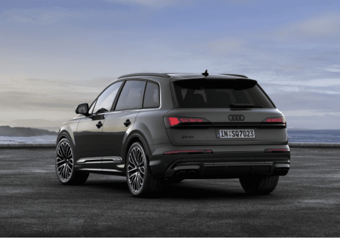Mercedes GLE vs. Audi Q7 Long Island City, NY | Silver Star Motors