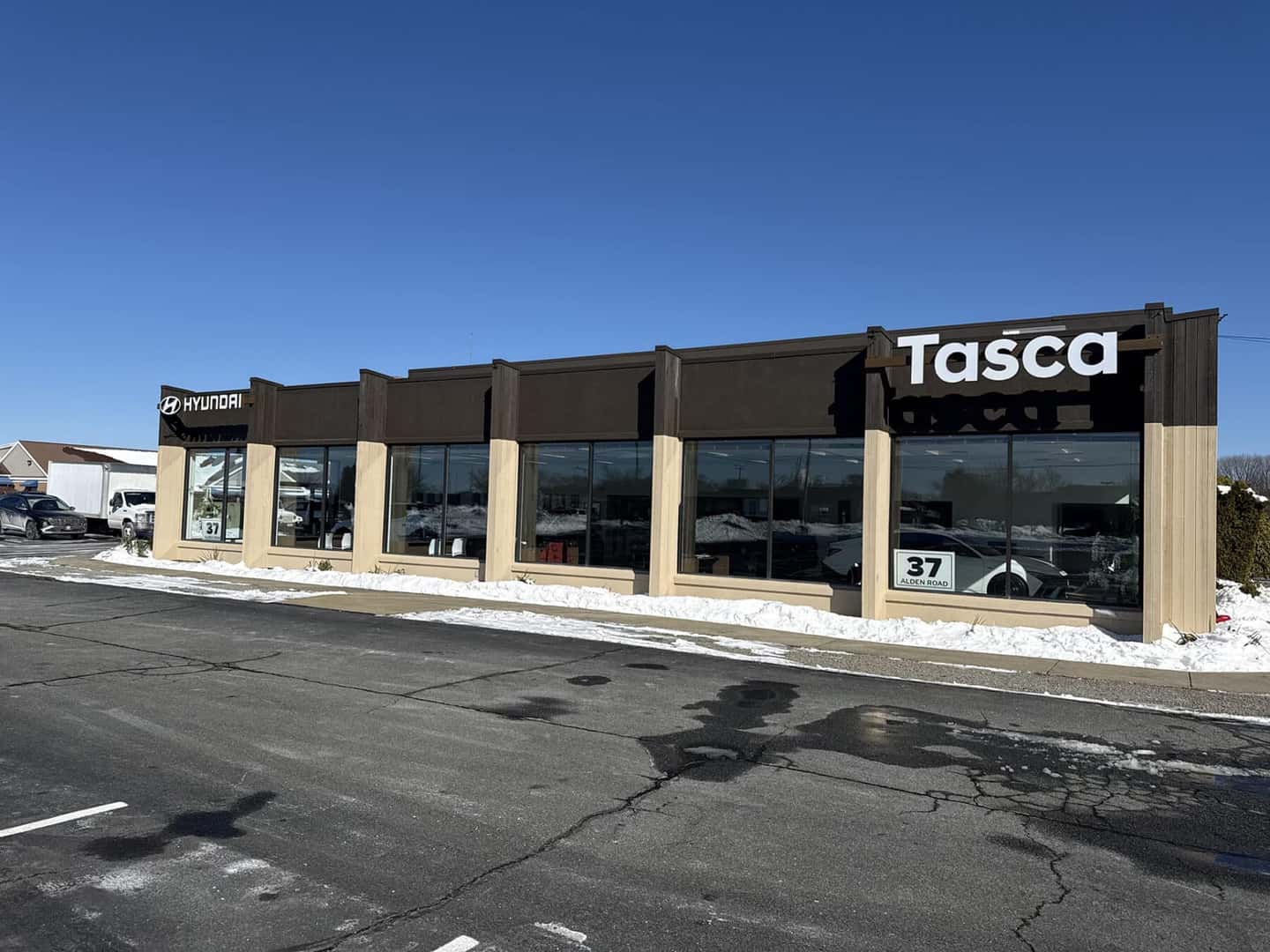 Contact Tasca Automotive Group | 1300 Pontiac Ave Cranston, RI 02920 ...