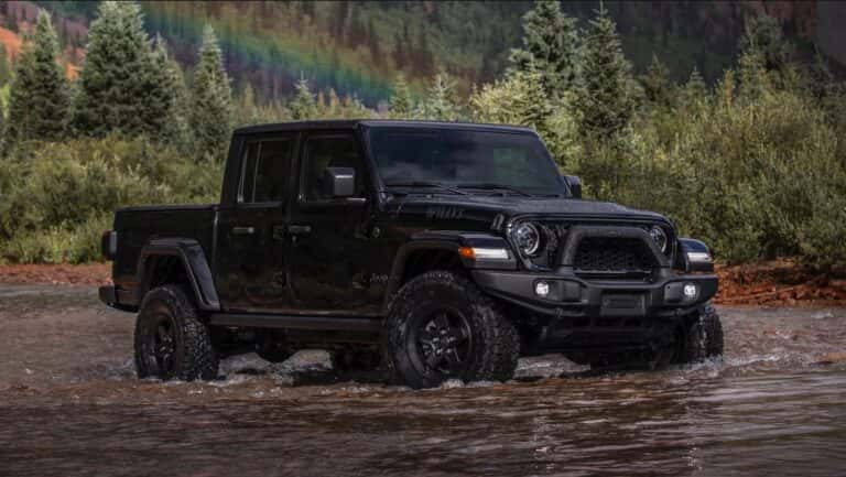 Why Buy a Jeep Gladiator Over an SUV? - Jeep Dealer Near Hickory